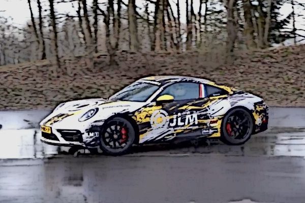 Gilbert Groot testa produtos da marca que fundou em 2010: JLM ...